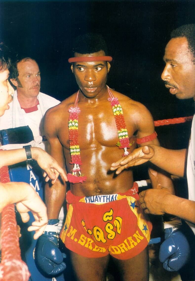 Ax Off Topic Forum - Offtopic Carl Thompson To Fight David Haye